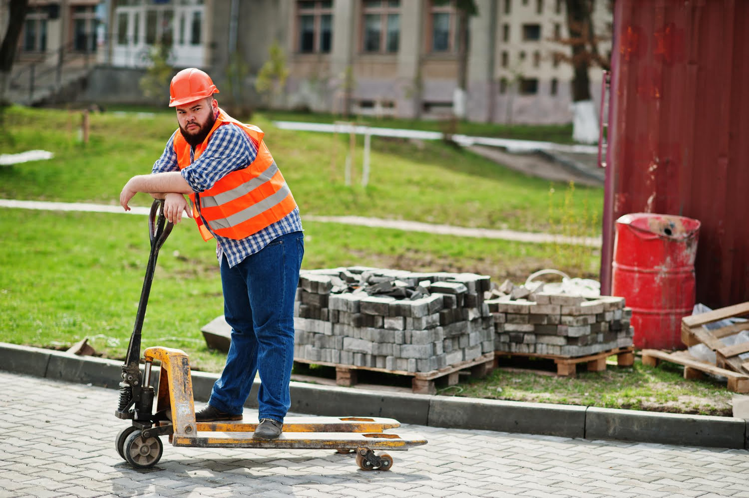 Advantage of Asphalt in Residential Driveway - Armor Asphalt